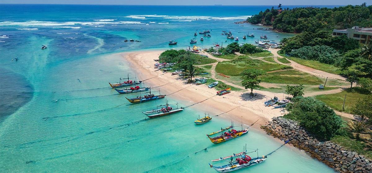 Explore beach destinations - flydubai